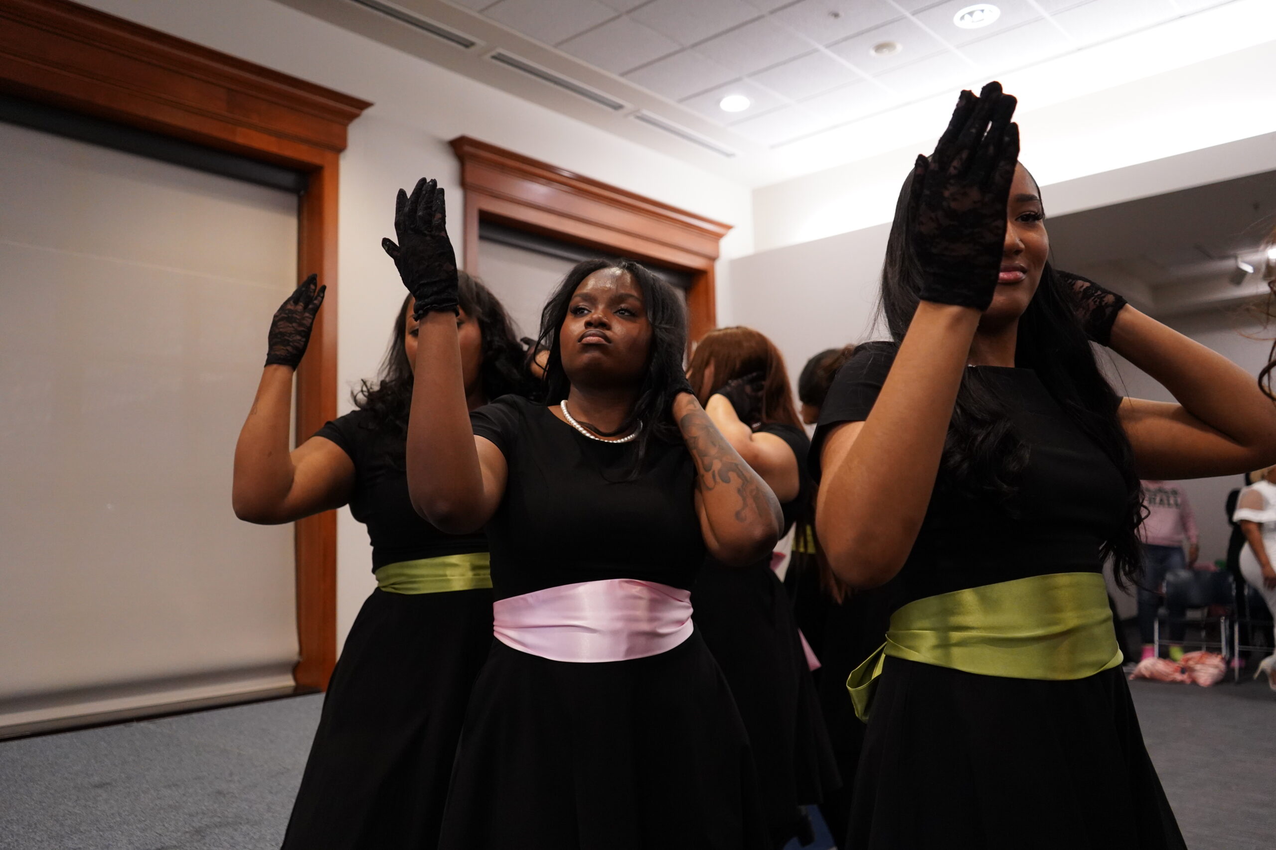 Alpha Kappa Alpha Charters Upsilon Tau Chapter en la Universidad de ...